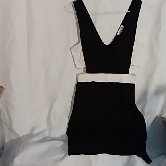 Madrag | Dresses | Bodycon Dress | Poshmark